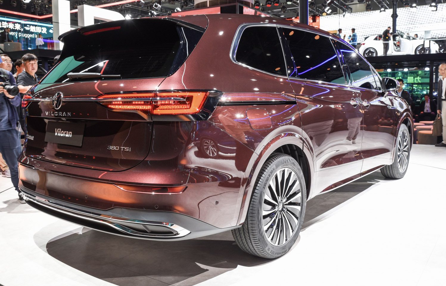 Volkswagen Viloran technical specifications and fuel economy